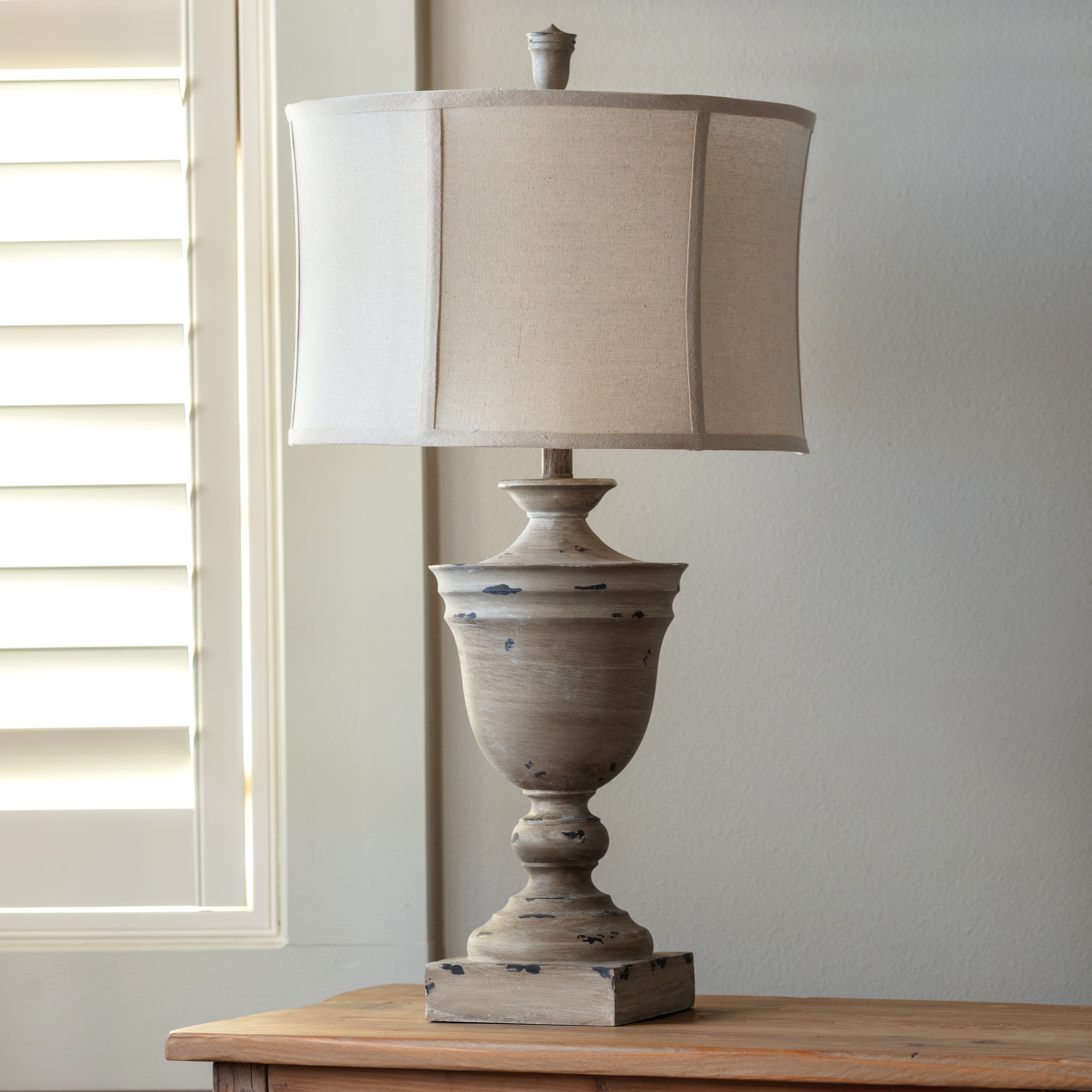 To browse the Venia store,